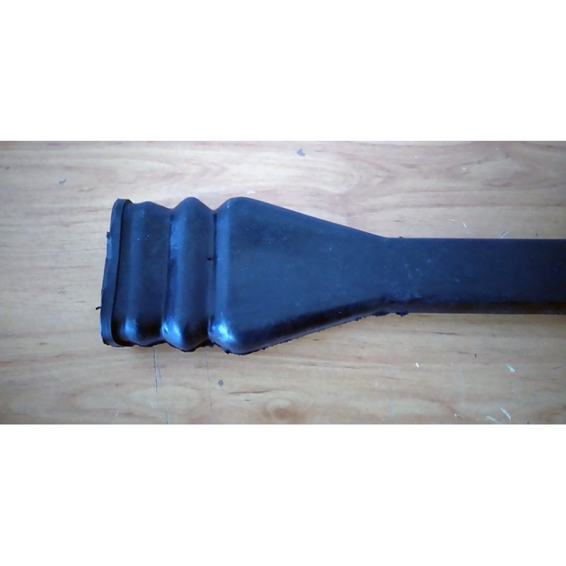 Rubber side chain protection.